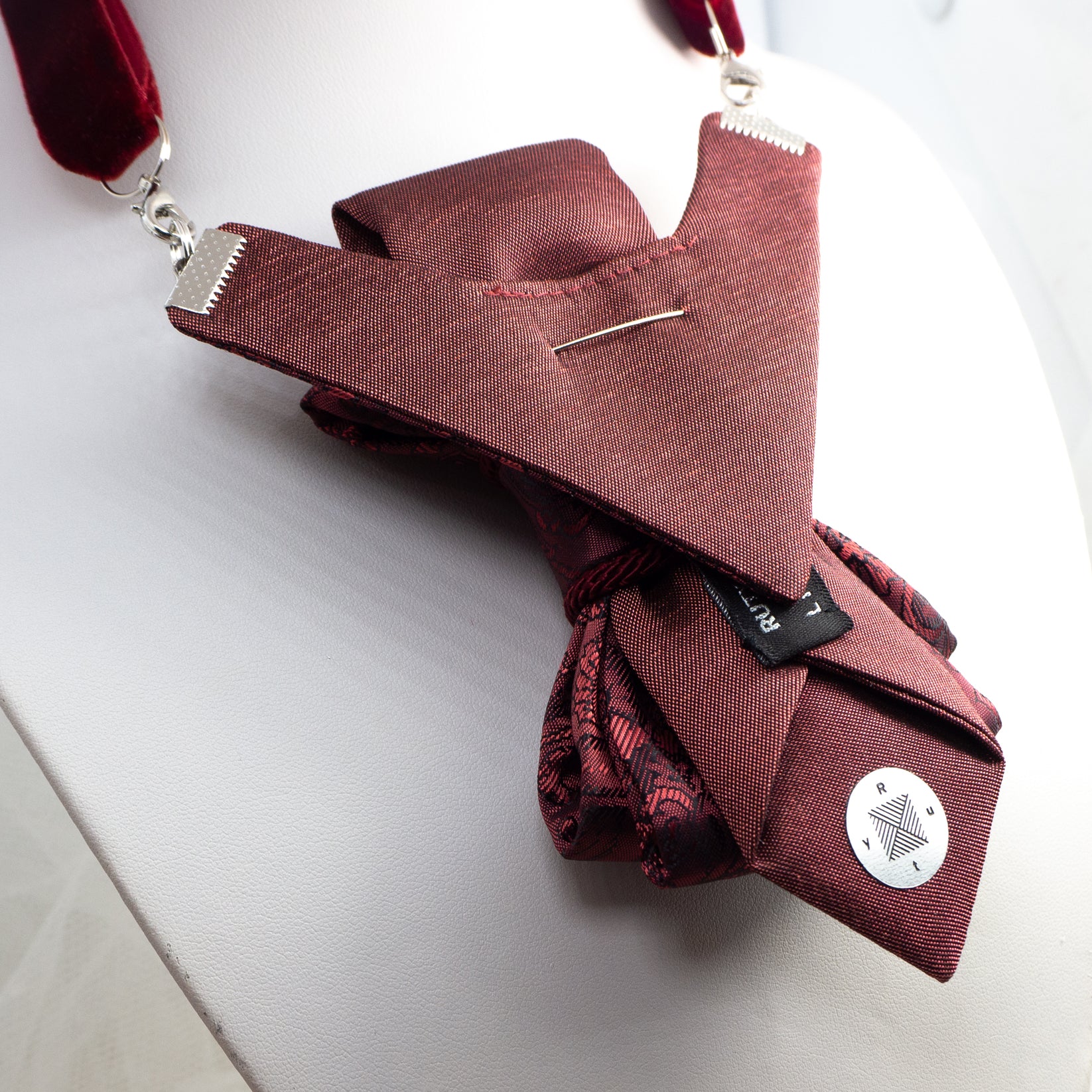 Hopper bow tie Ruty Design Bow Tie Original vertical bow tie Hand made ...